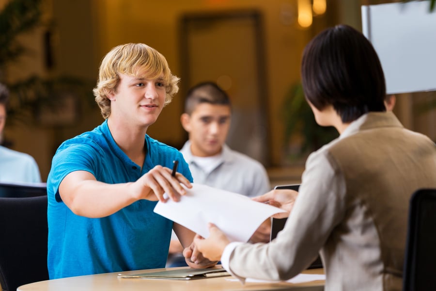 5 Great Reasons Staffing Agencies Attend Job Fairs To Find Candidates 5-great-reasons-staffing-agencies-attend-job-fairs-to-find-candidates